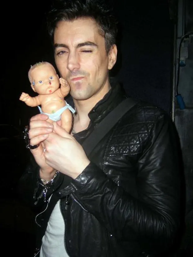 Real Life Horror: Ian Watkins | Raz's Midnight Macabre